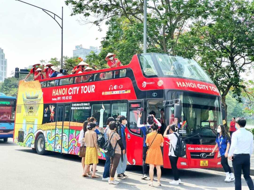 Xe Bus 2 Tầng Hà Nội có gì đặc biệt